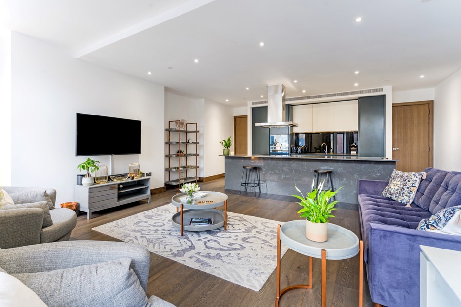 Flat for Rent in Hanway Street: A beautifully designed oasis in the ...